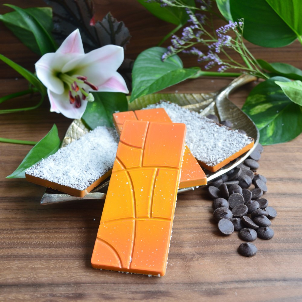 Chocoladerepen Vegan met kokosklapper - MaDe Chocolaterie